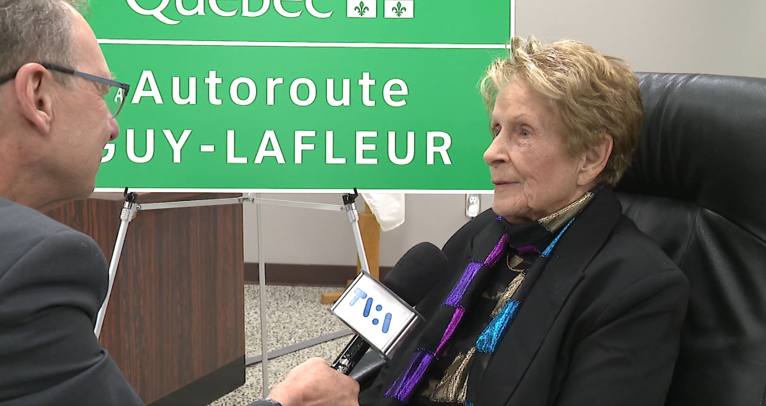 Entrevue du jour - Un grand jour pour la maman de Guy Lafleur - TVA ...