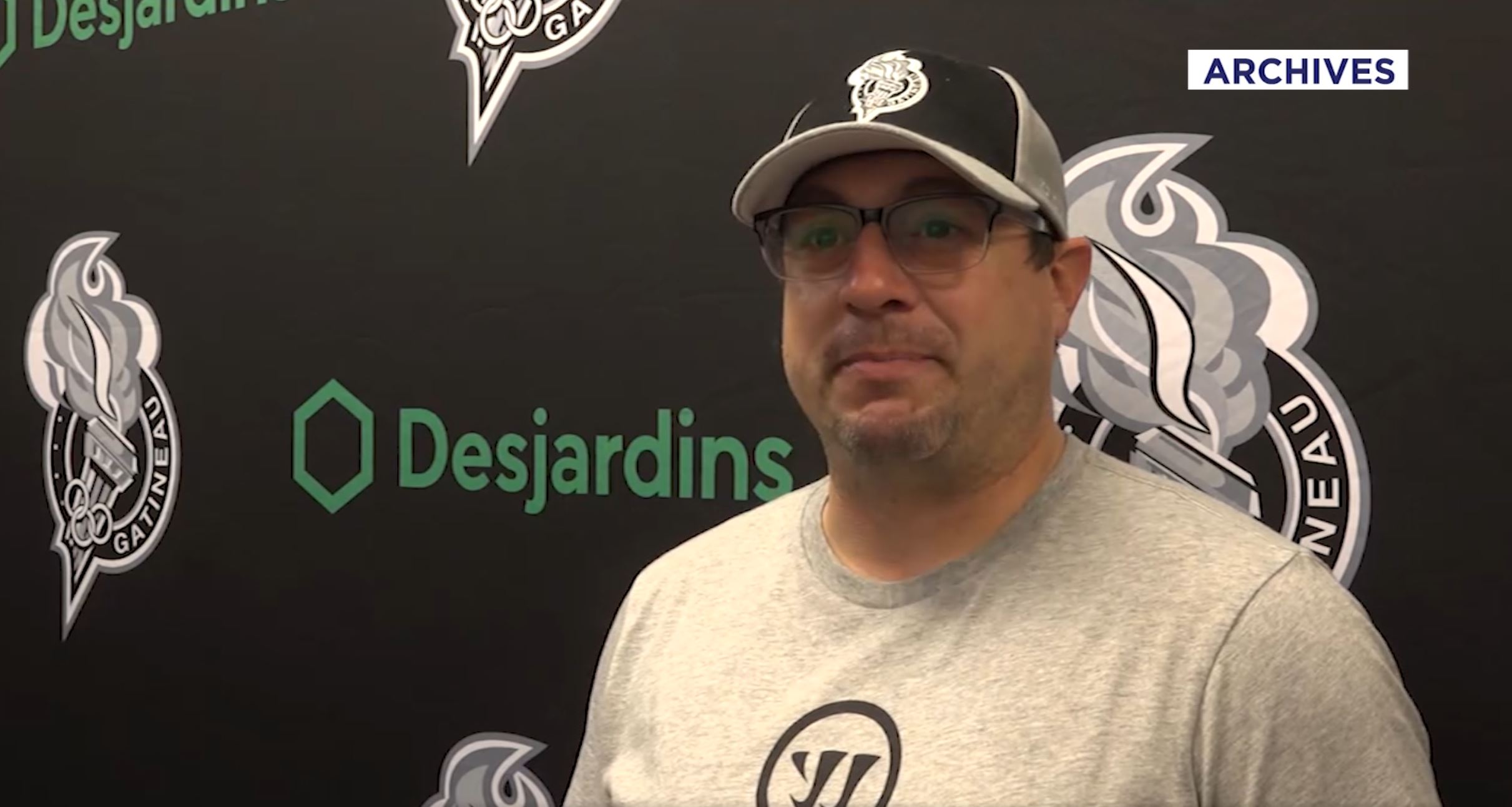 Louis Robitaille nouvel entraîneur des Eagles du Cap-Breton - TVA Gatineau