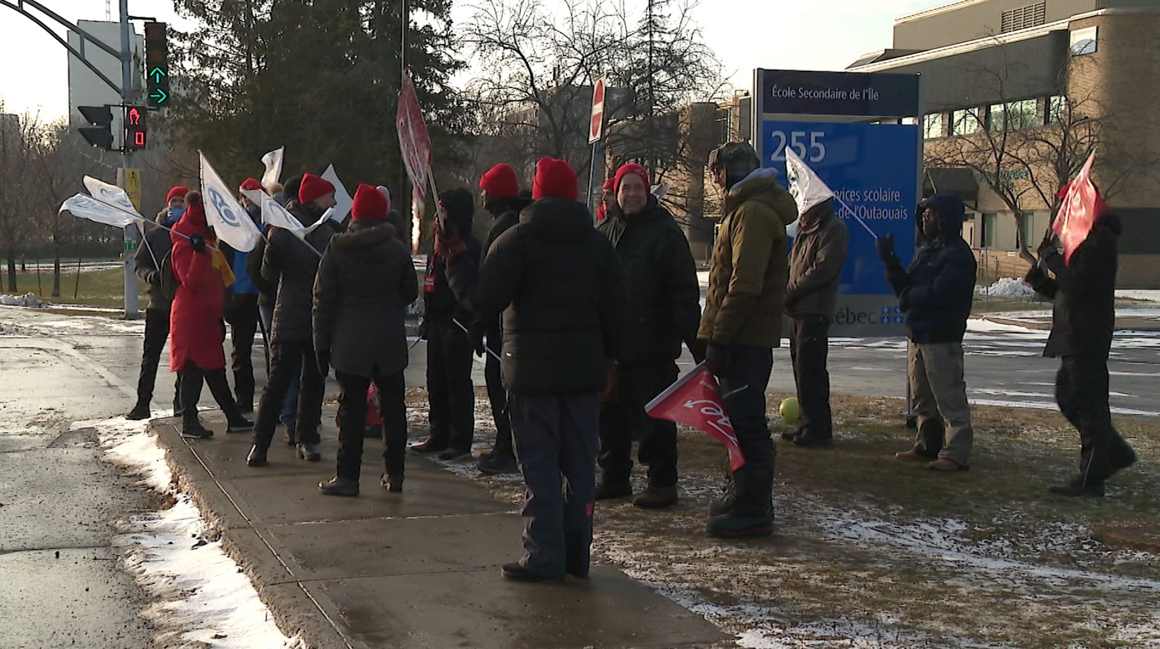 Grève de la FAE: des avancées dans la négociations des enseignants ...