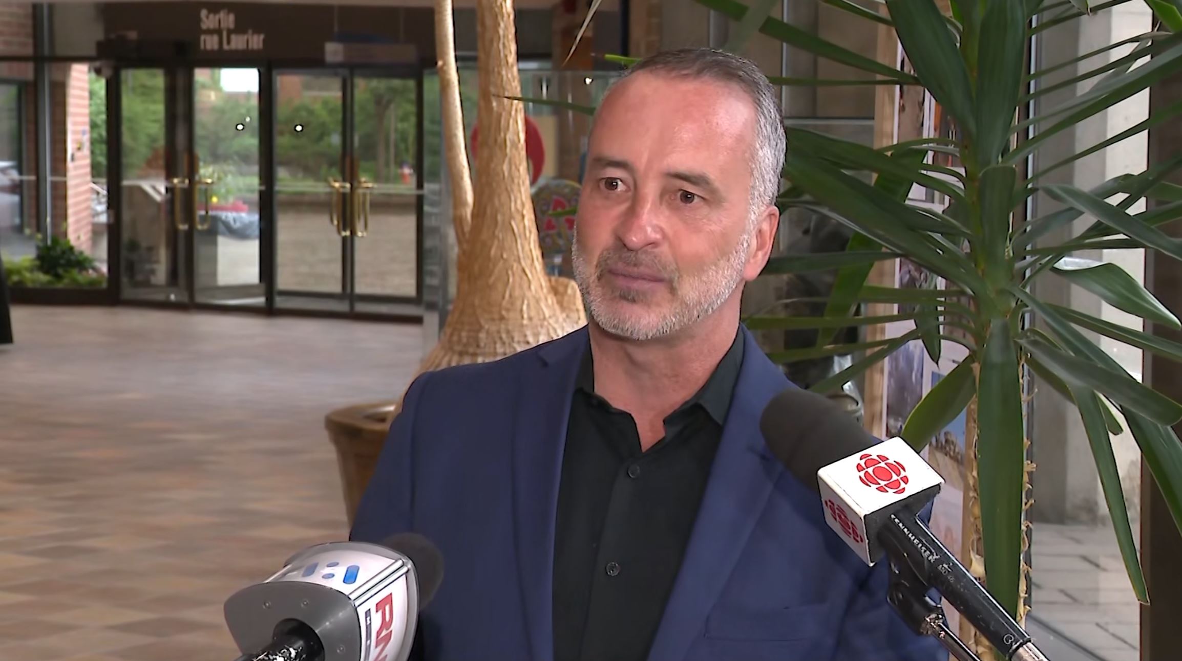 Stéphane Bisson présente son bilan de campagne - TVA Gatineau