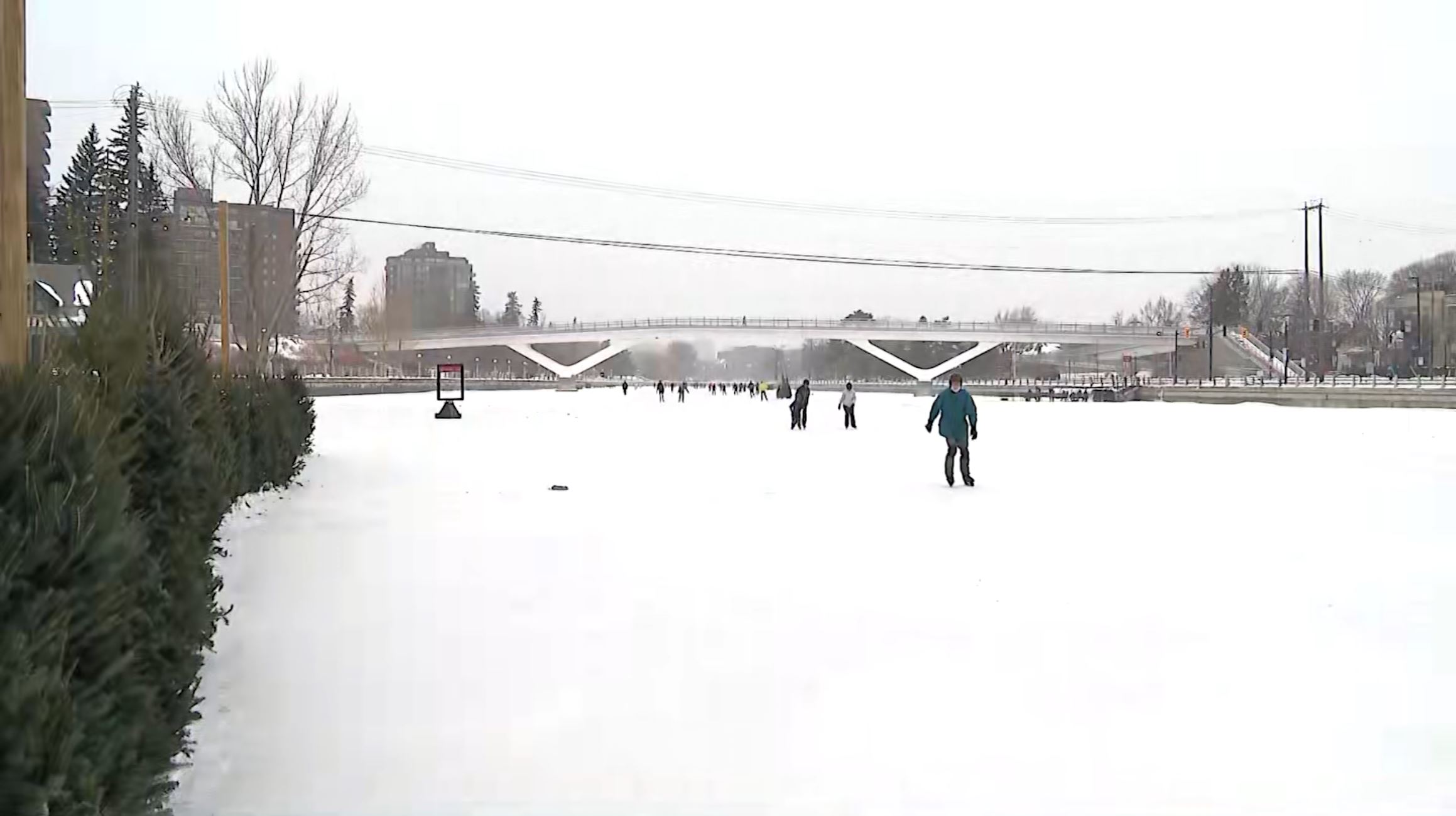 Le canal Rideau ouvre sur toute sa longueur - TVA Gatineau